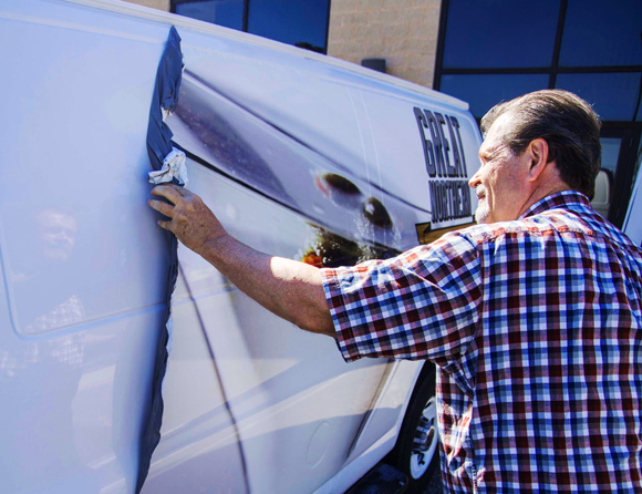 Vinyl Removal Services - Tampa Printing - Design - Printing - Installation